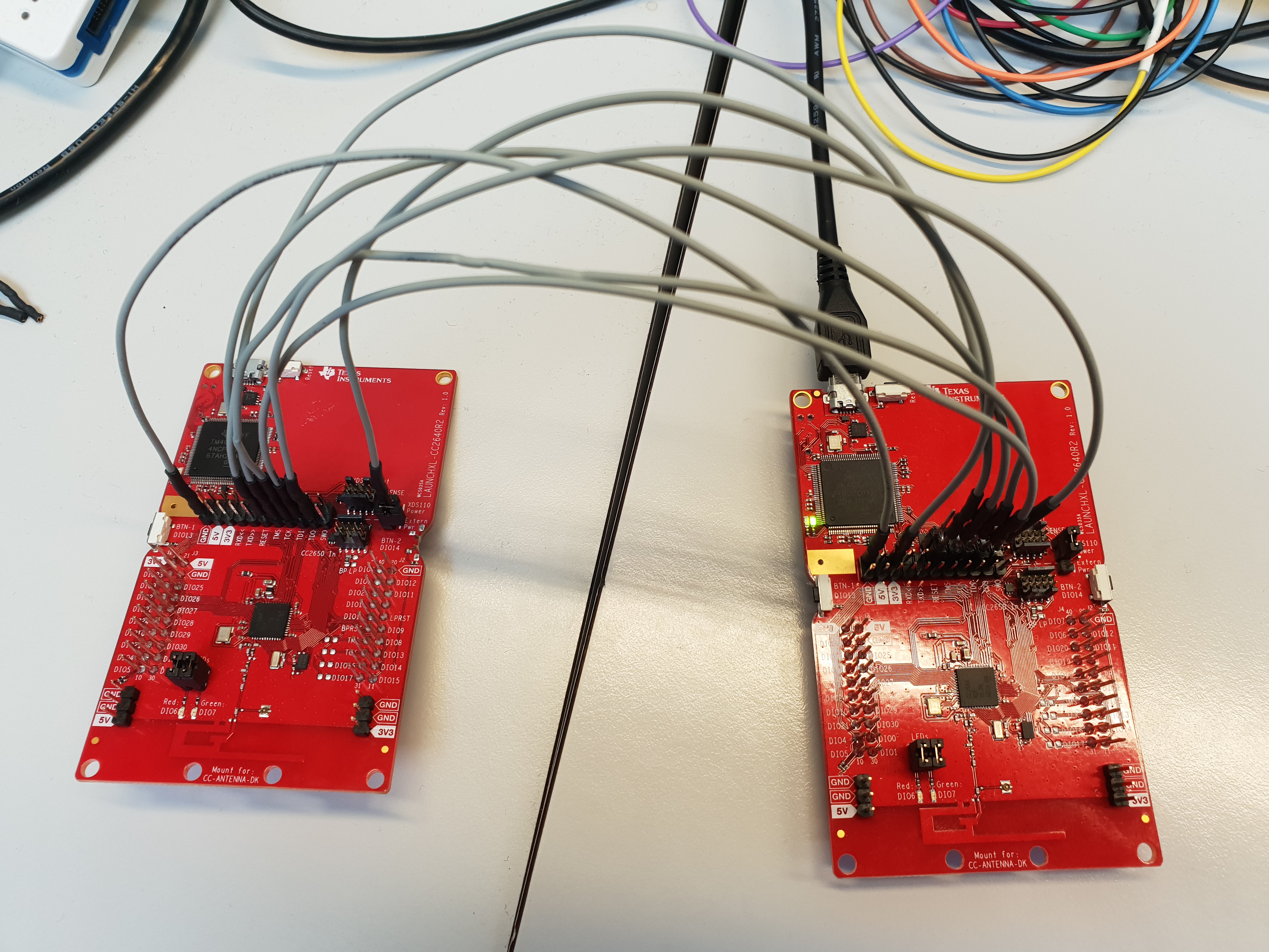 CCS/LAUNCHXL-CC2640R2: Using CC2640R2F launchapd as XDS110 debugger with cJTAG 2-pin - Code ...